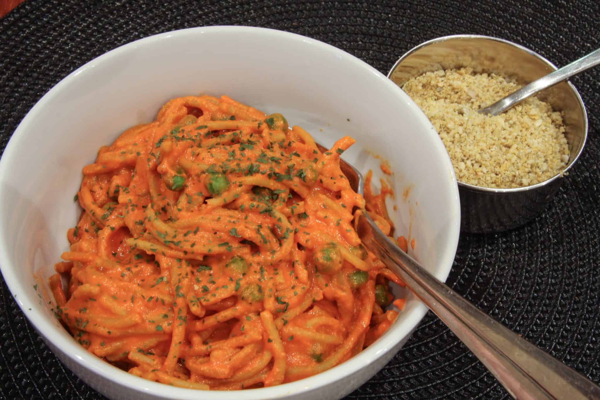 Dairy Free Creamy Capsicum Pasta - WithExtraVeg