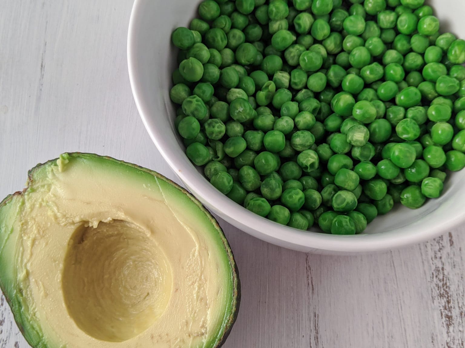 Vegan Avocado and Pea Smash - WithExtraVeg